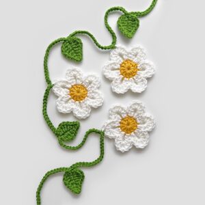 5 Free Crochet Flower Garland Patterns - Clairea Belle Makes