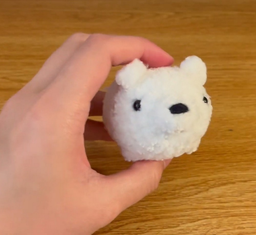 Irresistible Crochet Polar Bear Pattern to Delight Kids - Clairea Belle ...