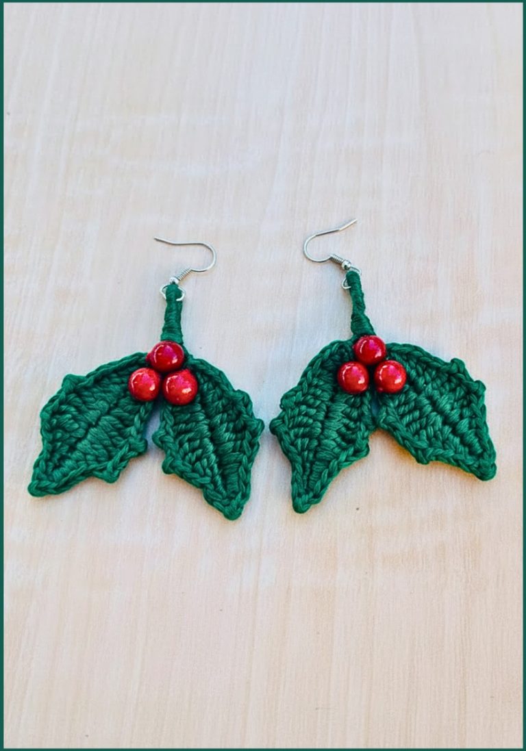 Crochet Christmas Earrings Pattern to Perfect Your Holiday Look ...